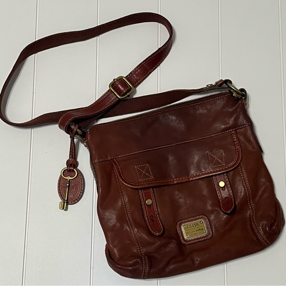 Fossil | Bags | Fossil Brown Leather Crossbody Bag | Poshmark